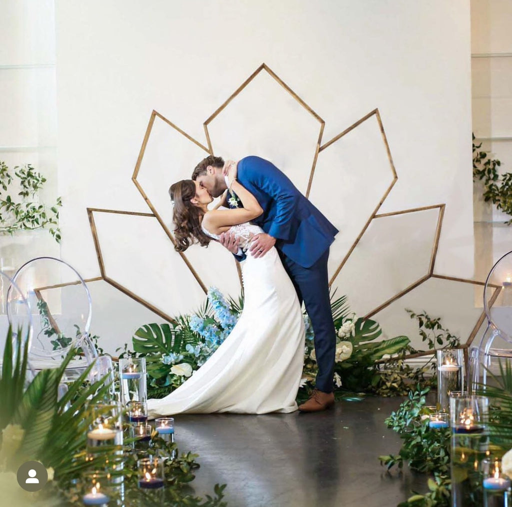 The Maple Arch – 3 Little Birds Event Planning